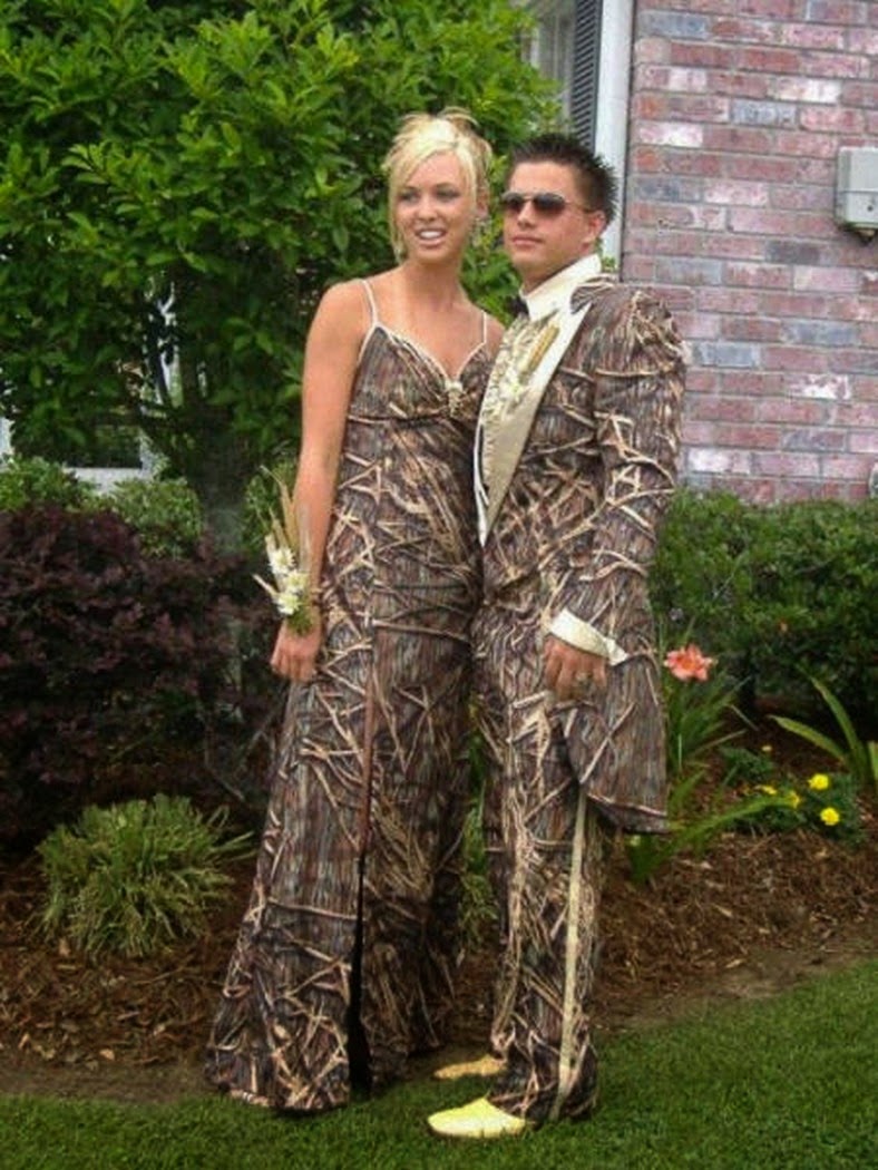 Chuck's Fun Page 2: Rednecks go to prom (12 photos)