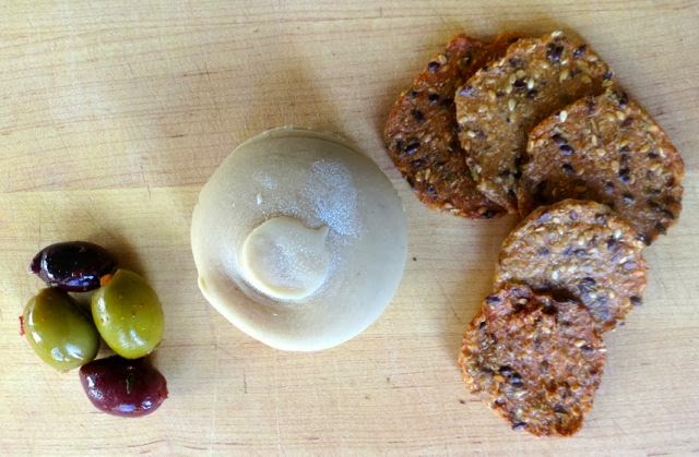 The Veracious Vegan: Dr-Cow's Tree Nut Cheese - Aged Cashew Nuts