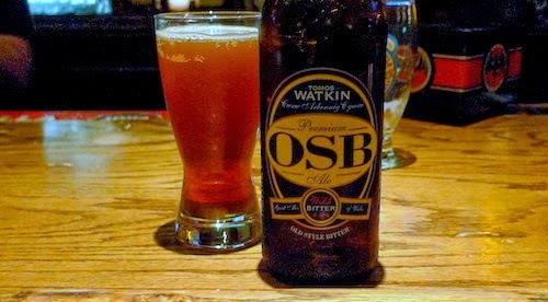 We got things started with three appetizers, beginning with the steak ...