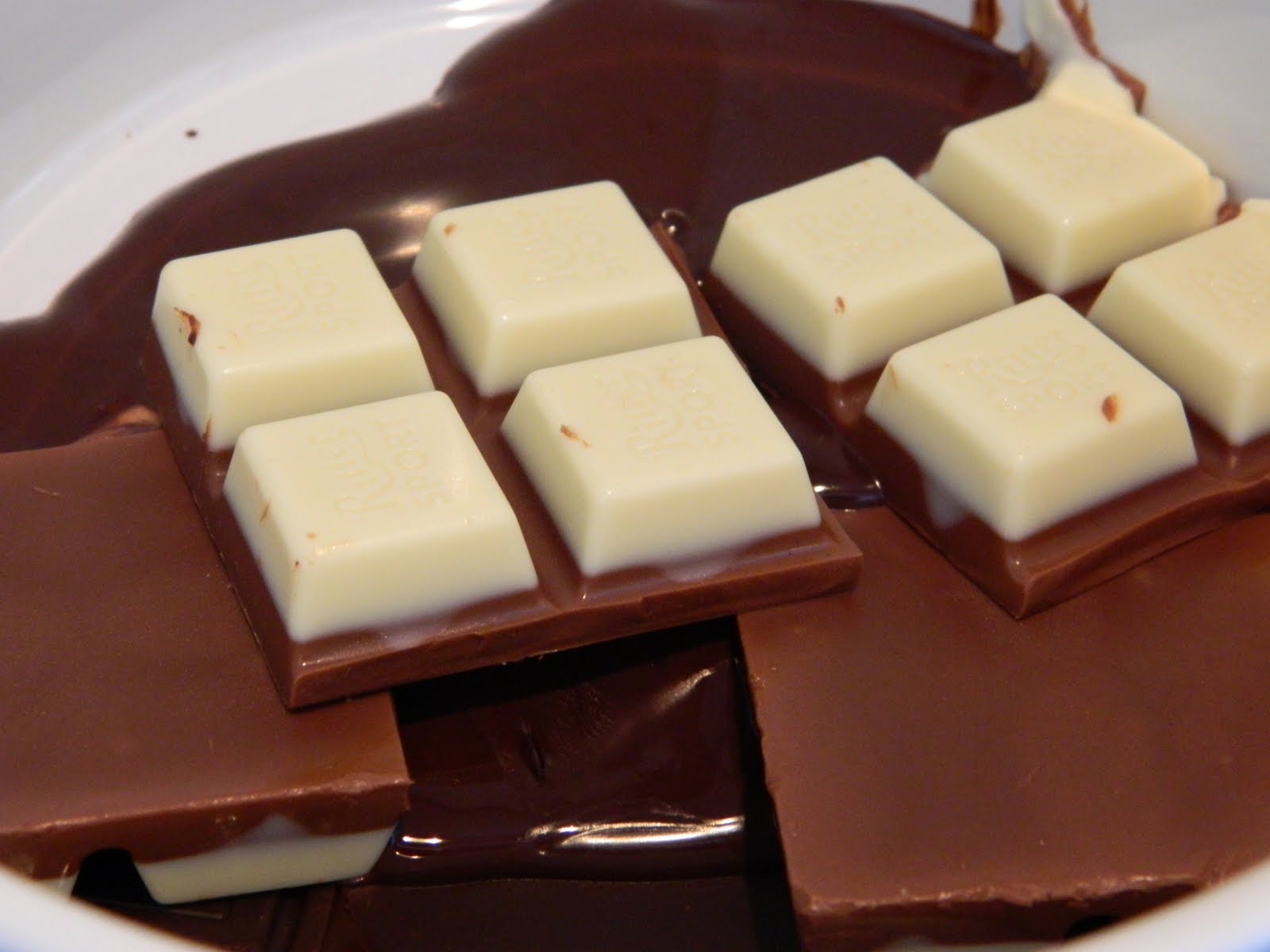 Lemon Love Notes: Totally Decadent Raspberry Chocolate Cake with Milk ...