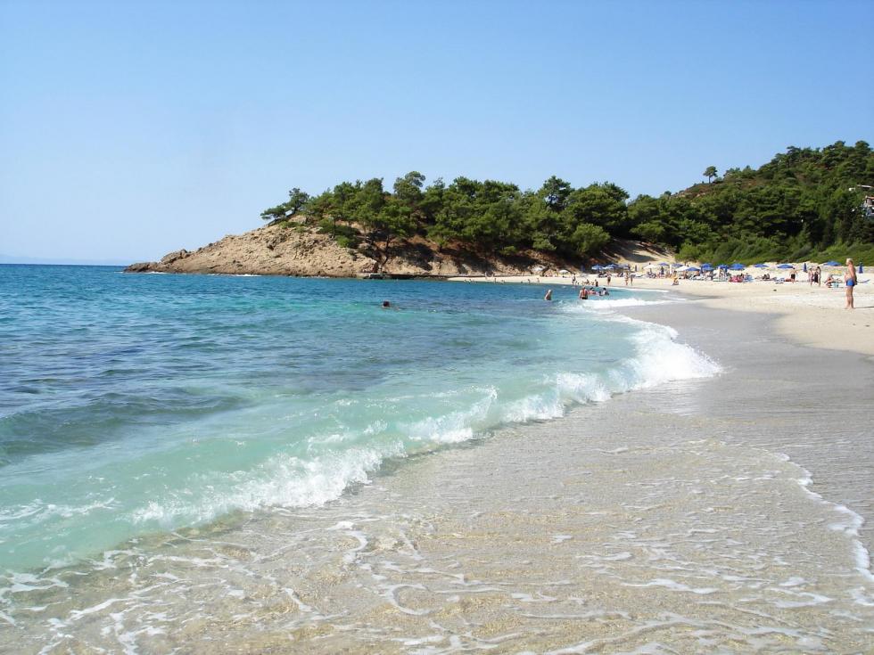 ΓΗ ΕΙΝΑΙ ΚΑΙ Γυριζει
