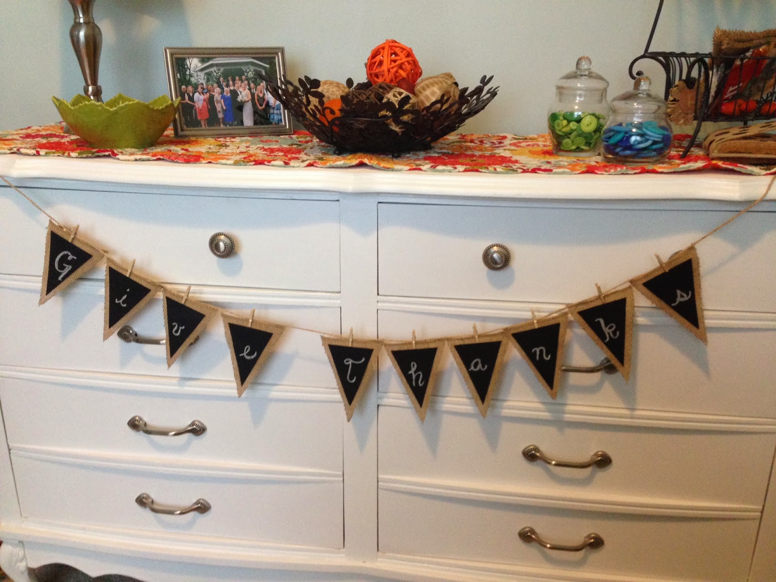 The Simple Crafty Home: {Crafty Tutorial} Chalkboard Burlap Banner
