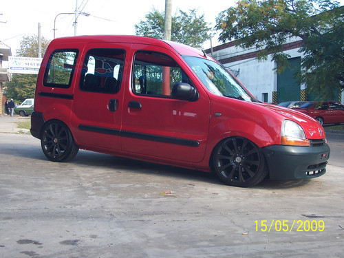 Lucas Nuñez Mods: Renault Kangoo Imitación By Lúkk
