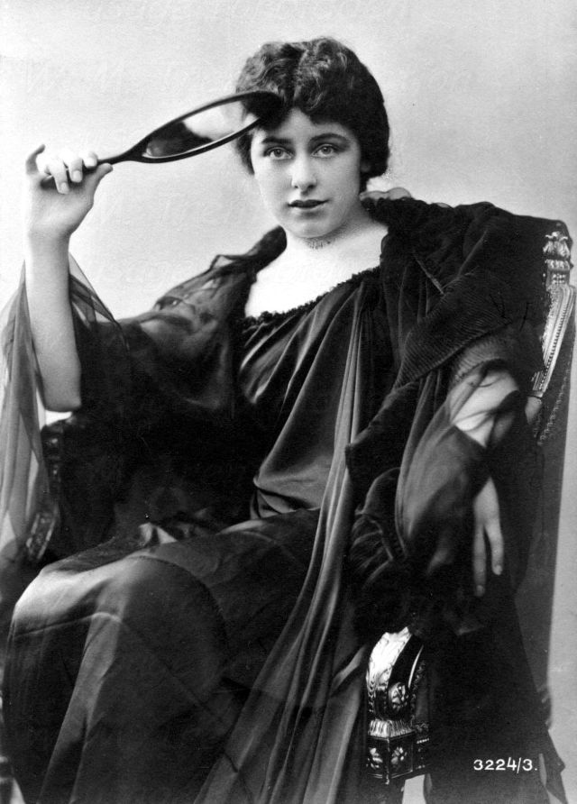 Gerry-Flappers: Beautiful Pics of Young Geraldine Farrar in the Early ...