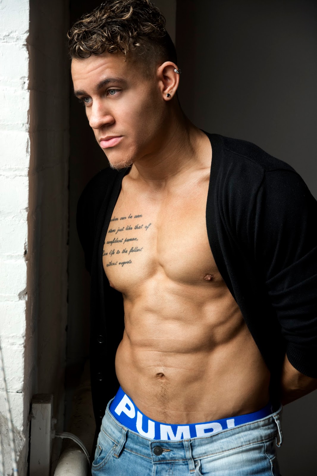 The Heartthrob Hero Blog