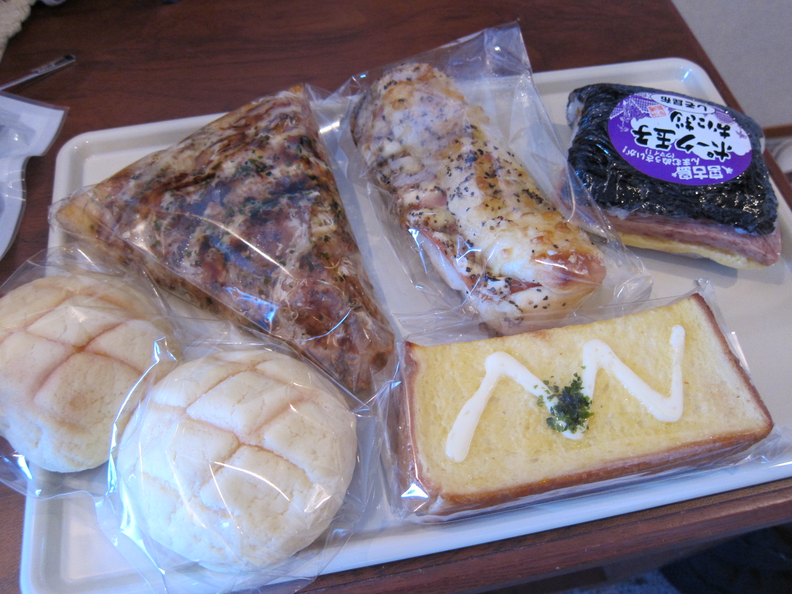 MIYAKO OKINAWA DAY 2 - SUNAYAMA BEACH / LUCY LOVES TO EAT