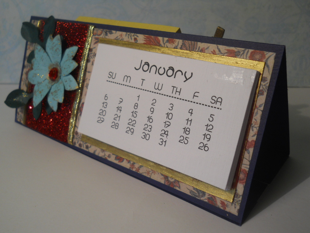 Hand-made with love: Handmade desk calendar