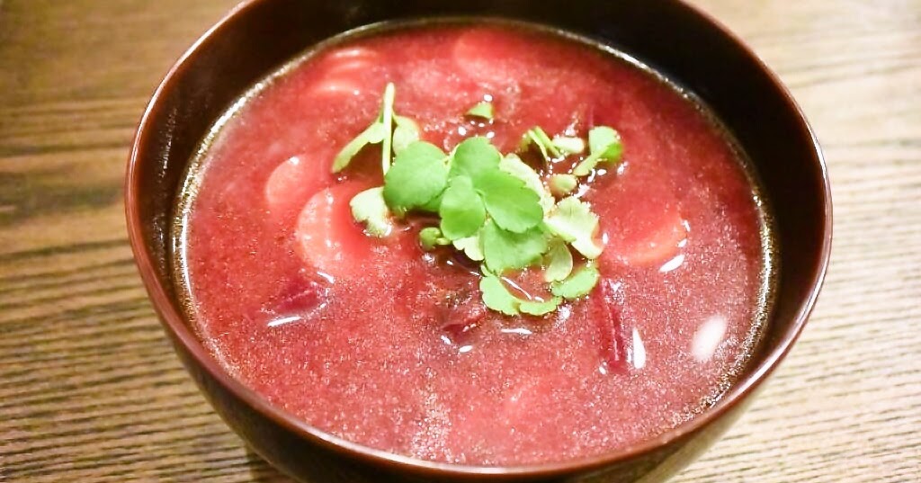 Recipes for Tom: Biitsu to ninjin no akadashi / red miso soup with ...