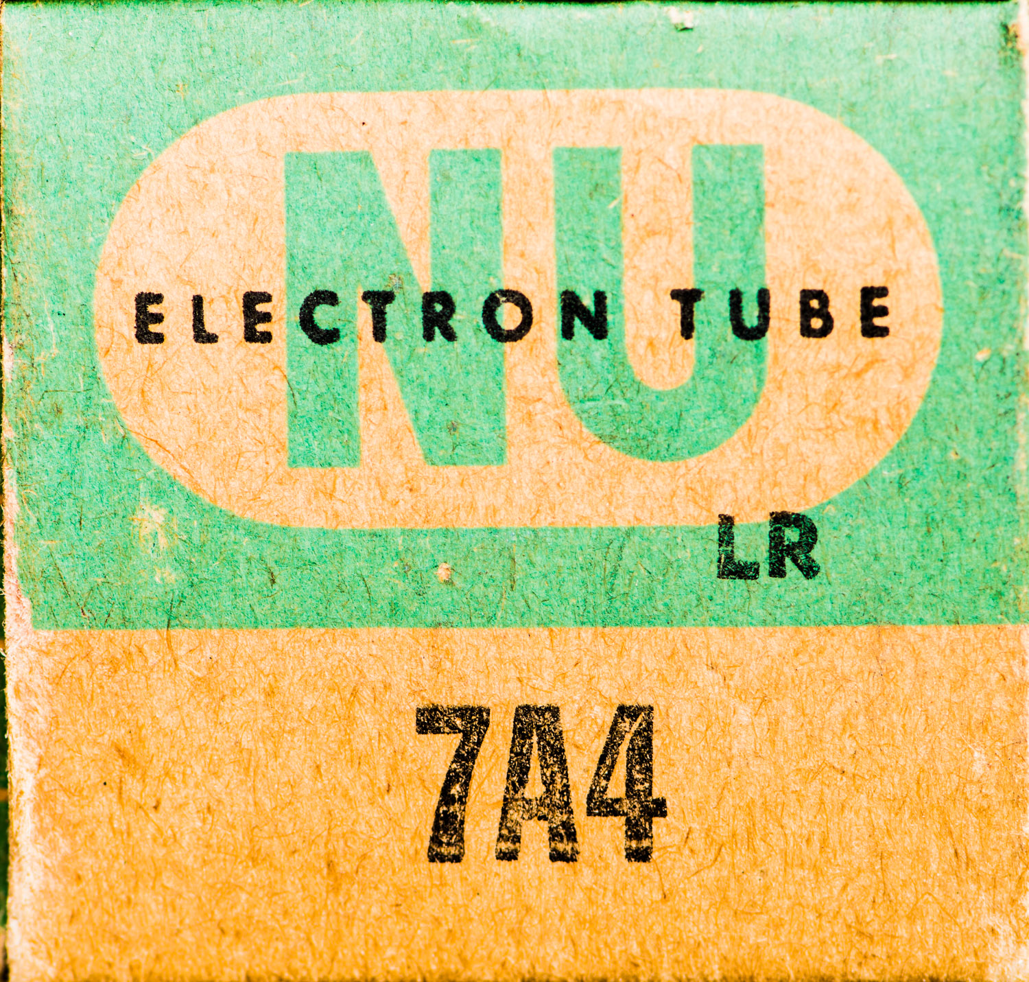 VinylSavor: Tube of the Month : The 7A4