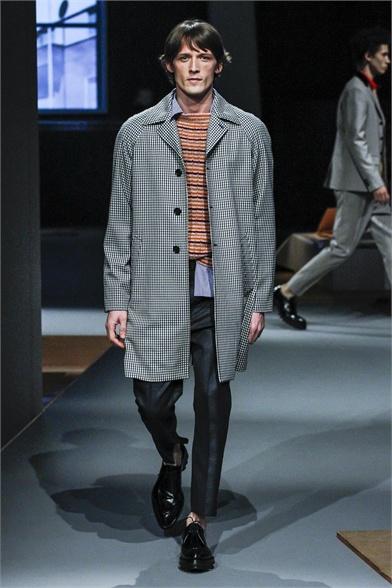 Fashionista Smile: Prada: A True Fashionista Man - Fall 2013