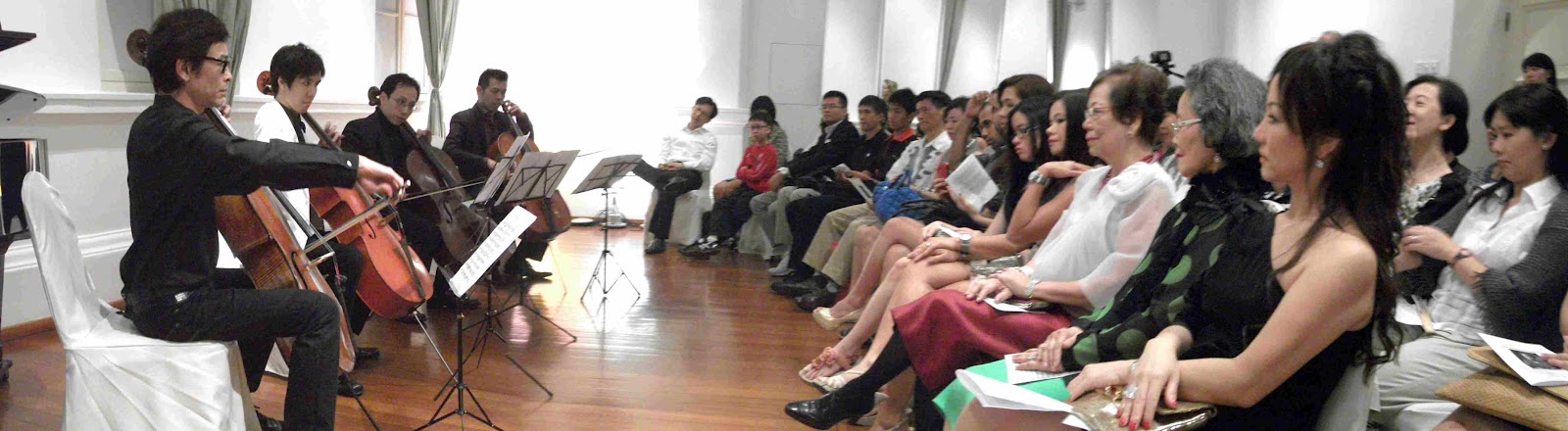 pianomania: LIVING WITH... MRS ILANO'S CELLO FAMILY / Review