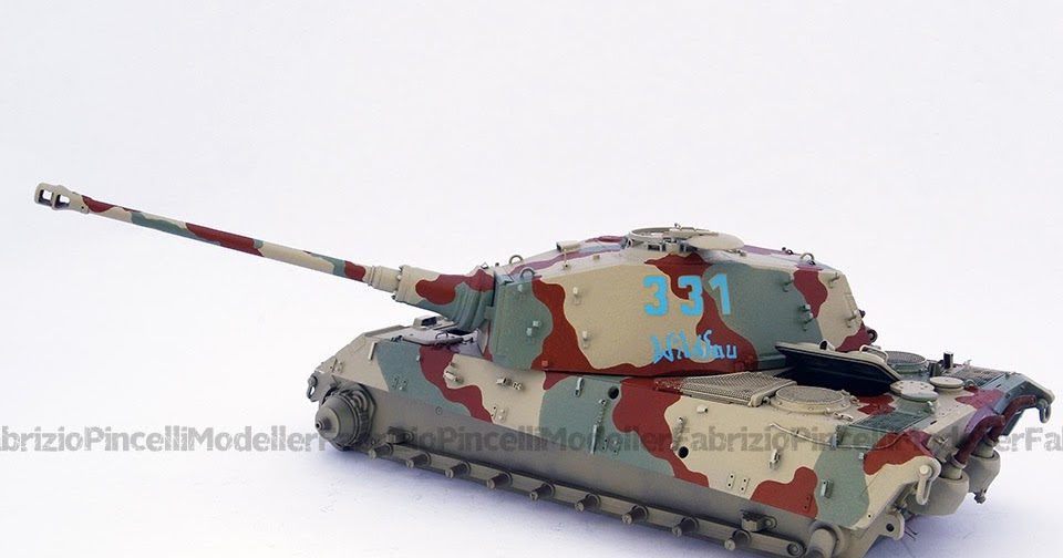 Fabrizio Pincelli: King Tiger Late: the camo!