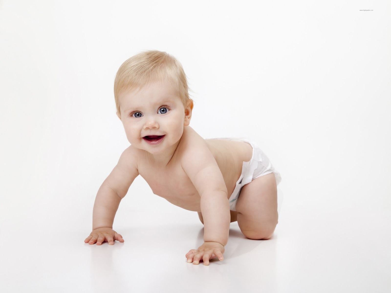 Crawling Babies Photos Download Free | Cute Babies Pics Wallpapers