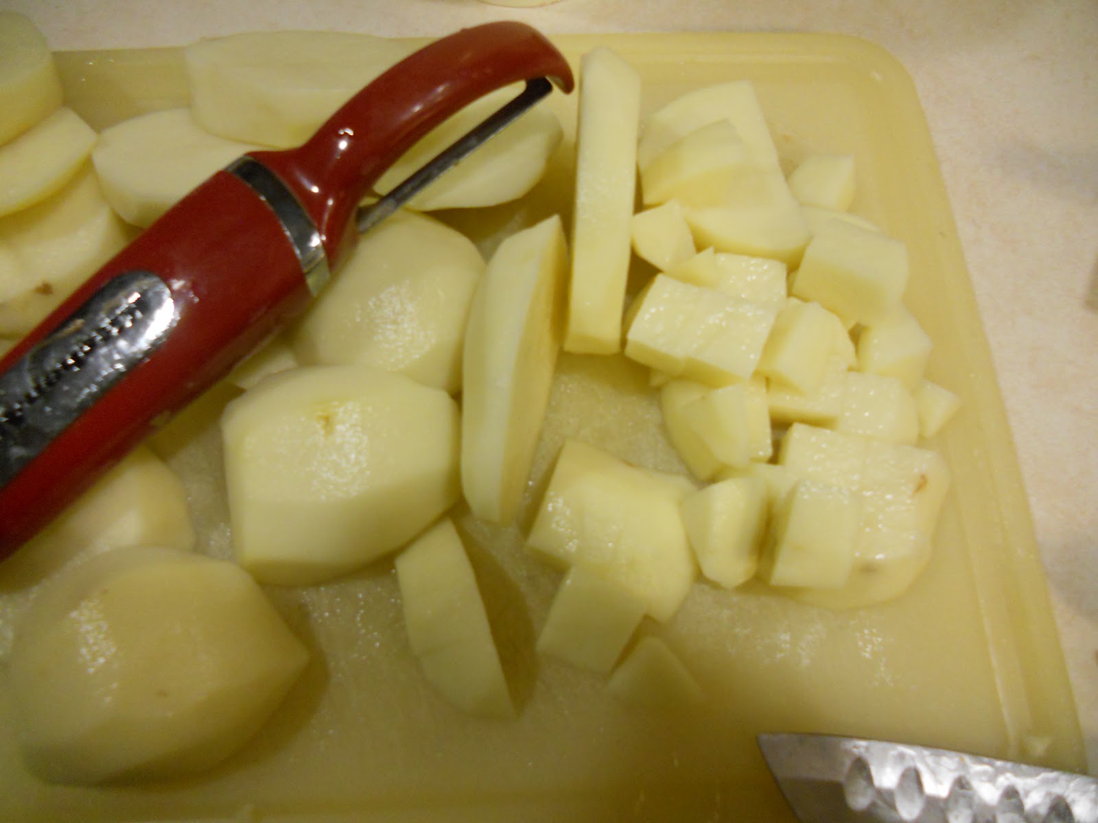 The Artsy Crafty Budget Gourmet: Budget Gourmet Dinner