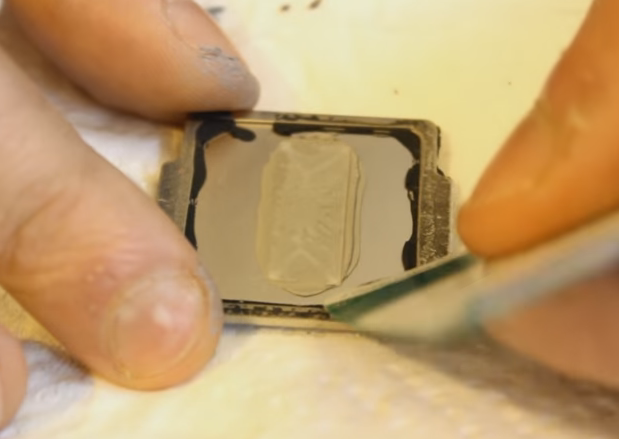 Intel CPU Delid Tool Removes Heat Spreader Without A Razor or Vice ...
