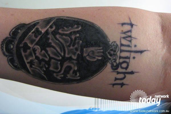 tattoo v: 35 Cool Twilight Tattoos Design For Women