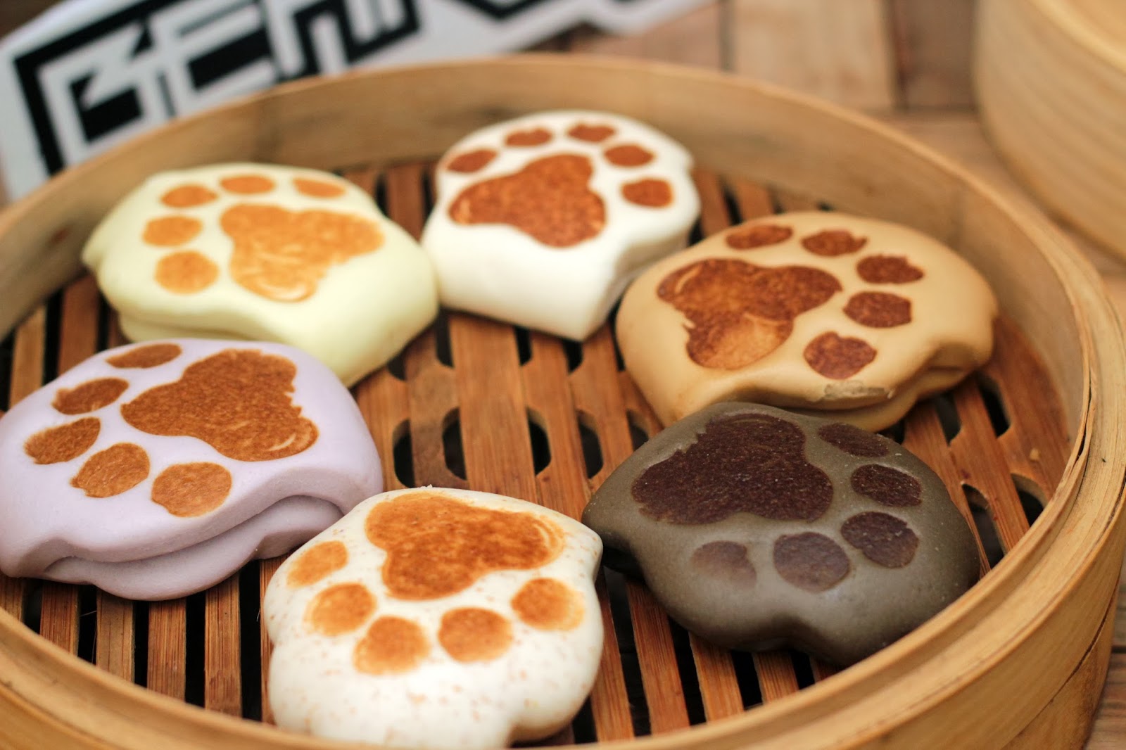 Super cute Taiwanese Bear Paw Burger has now arrived in Singapore ...
