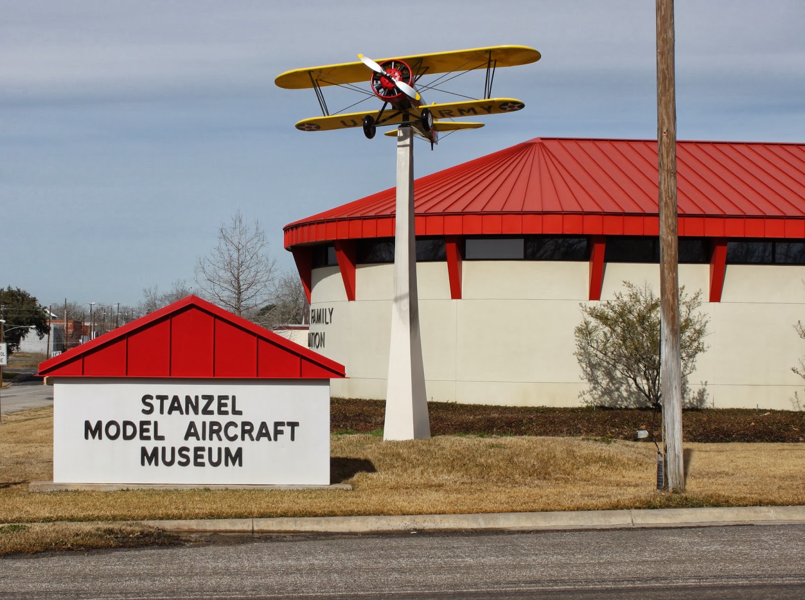 Texas Thru My Back Door: Stanzel Model Aircraft Museum