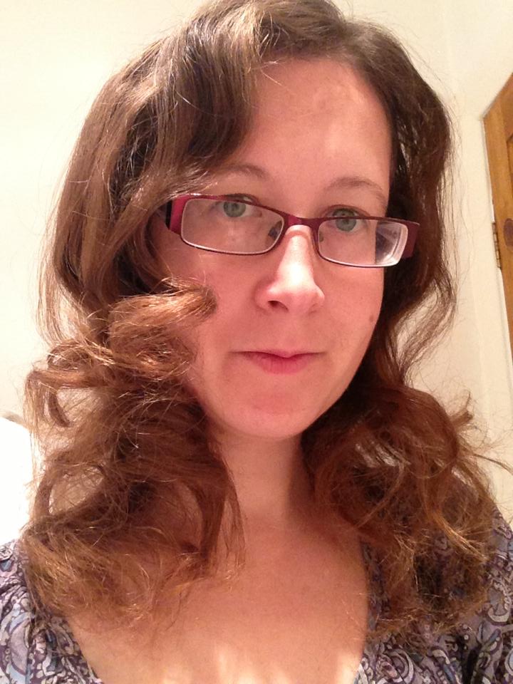 Vintage Sally: The eternal quest for curls: product review 'Stay Set ...
