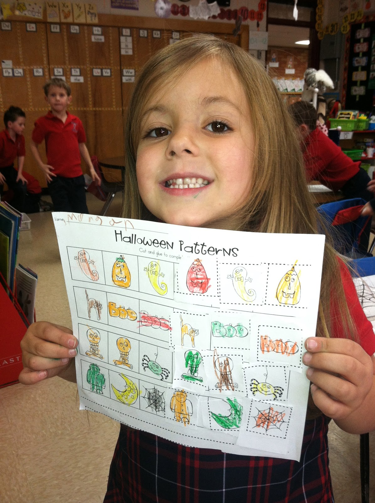 Ms. Solano's Kindergarten Class: Bats & Spiders & Labels, OH MY!