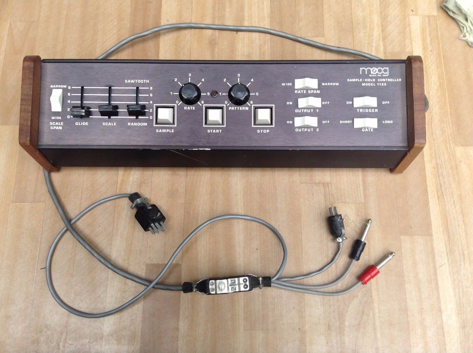 MATRIXSYNTH: Moog Sample & Hold Controller SN 2956