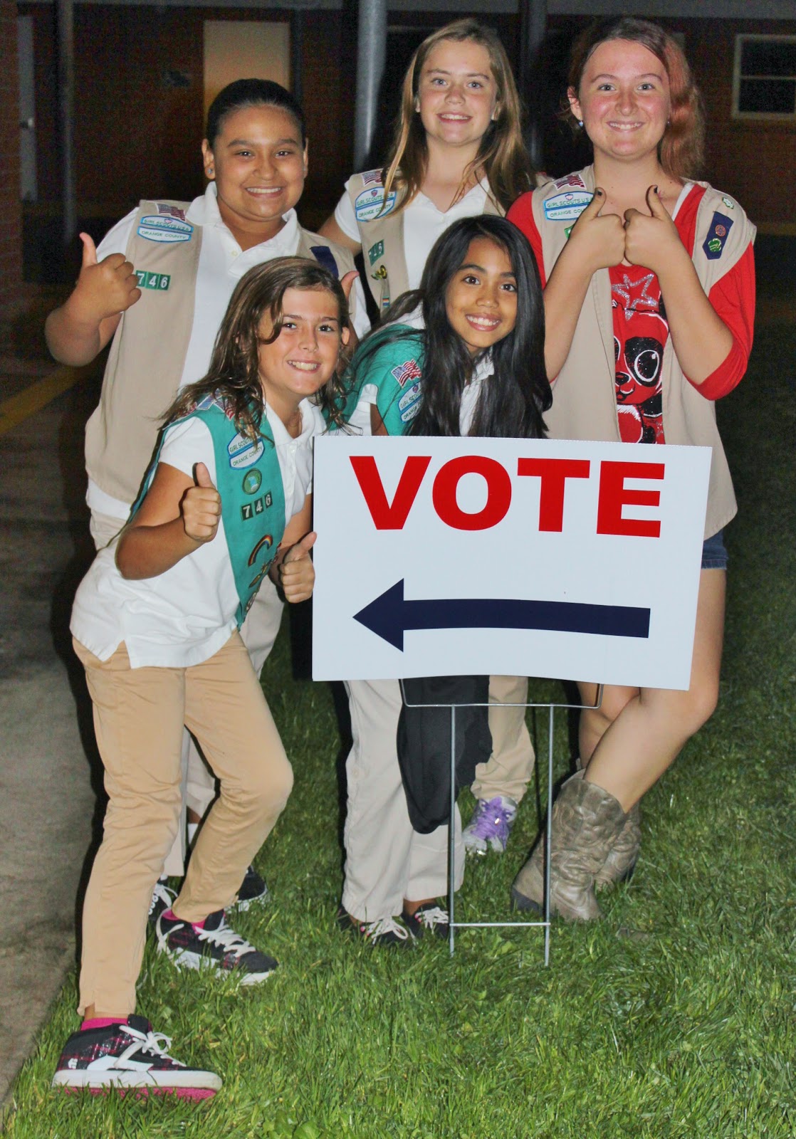 HUNTINGTON BEACH GIRL SCOUT TROOP 746: A FUN COMMUNTITY SERVICE PROJECT