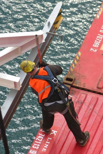 A Harrowing Account of Working on the Docks