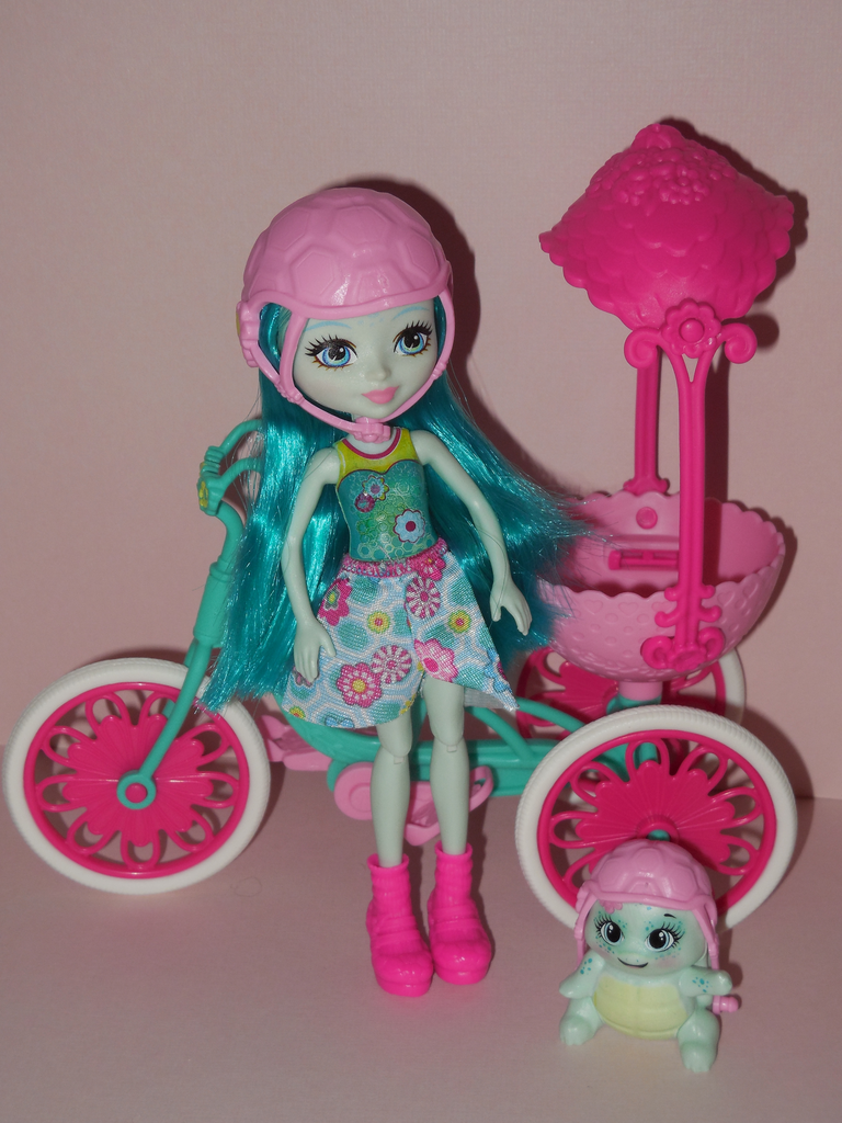 Veni Vidi Dolli: REVIEW: Enchantimals Fanci Flamingo, Ohana Owl, Merit ...