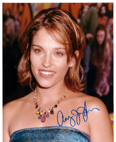 The Temple Of Amy Jo Johnson: Amy Jo Johnson Autographs