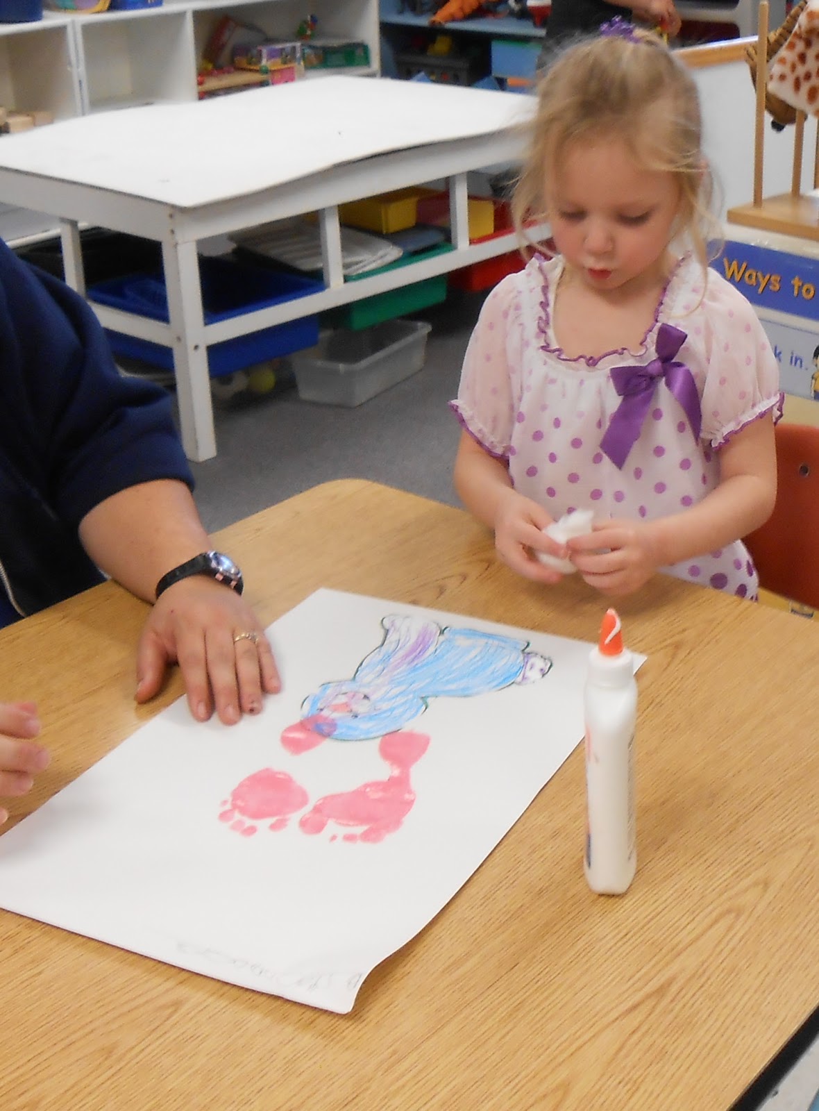 Preschool Montgomery: Foot Painting