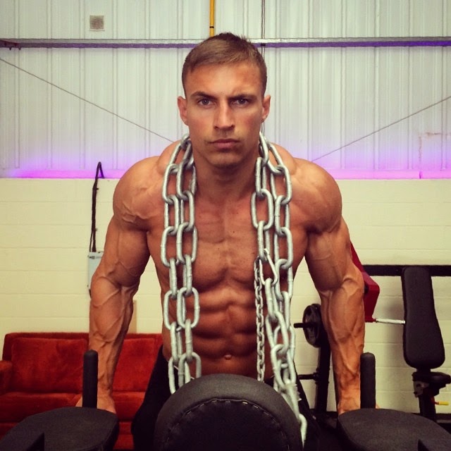 Bodybuilding Junction: The PEC tacular Michael Thurston