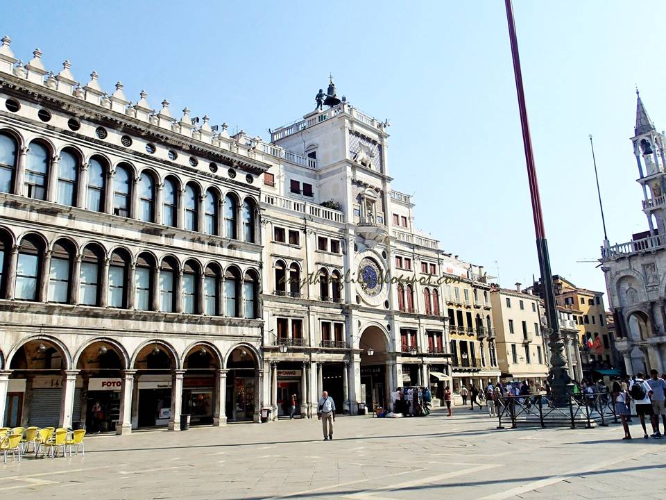 anythinglily: Venice : Gorgeous Buildings Of Venice