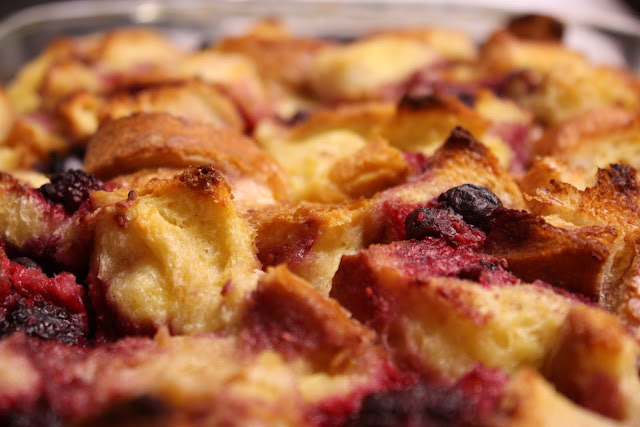 Amanda k. by the Bay: Bread pudding with berries