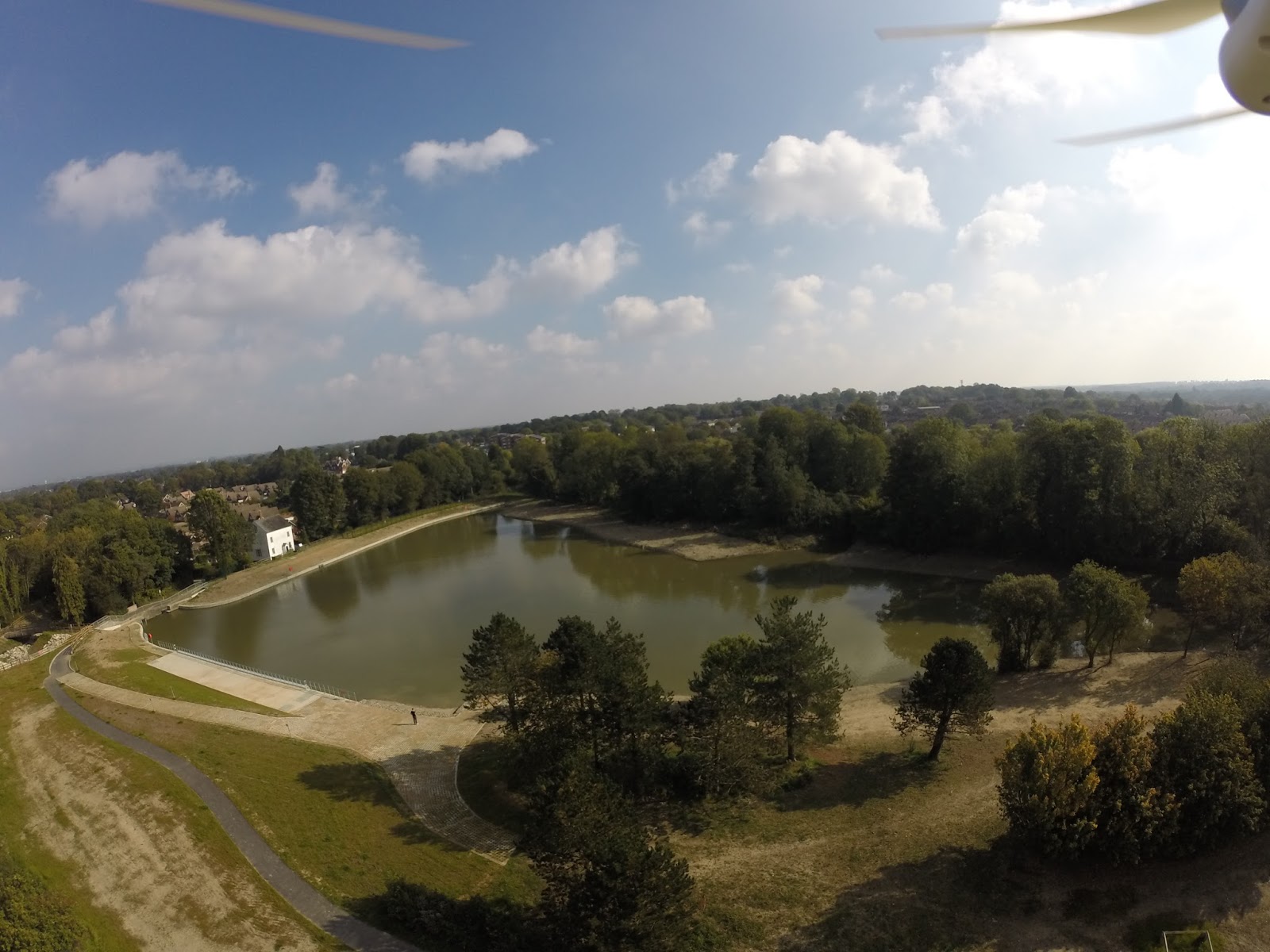 Aerial Britain: SEVEN PICTURES: Ifield Mill Pond