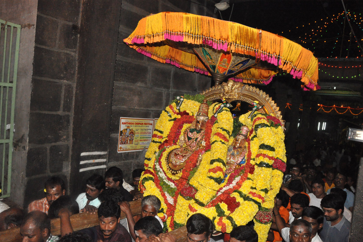 Deepam 2012 Sixth Night Silver Ratham - ARUNACHALA GRACE