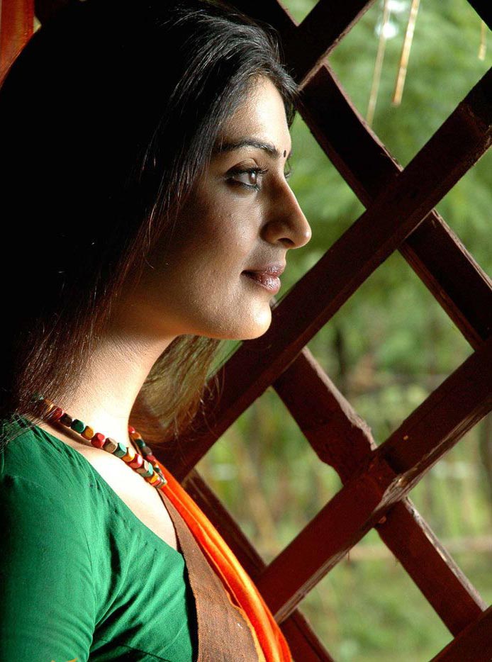 Taste of The Music: Akanksha Singh is Beautiful indian Actress