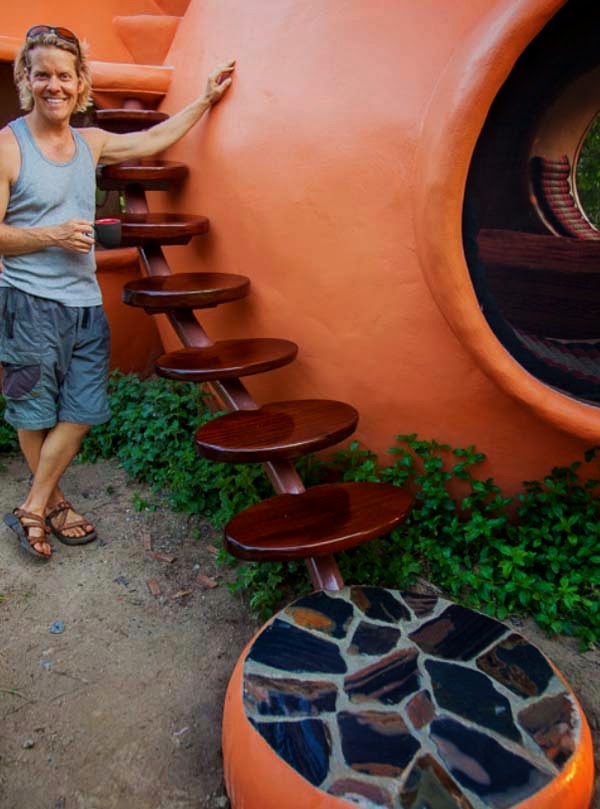 The Flying Tortoise: Steve Areen Builds His Magical Dream Dome Home In ...