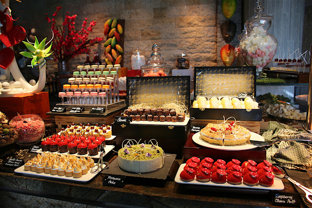 Sunday Champagne Brunch Buffet at Edge, Pan Pacific Singapore | CAMEMBERU