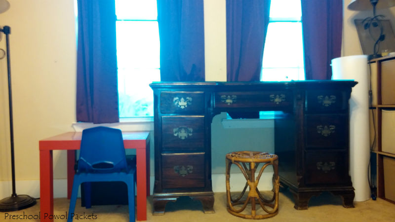 Little Learning Spaces: An Art Station! | Preschool Powol Packets