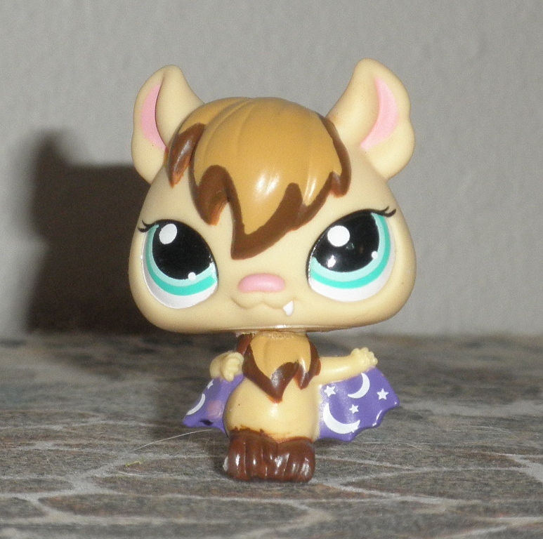 Collectomania: LPS Bats