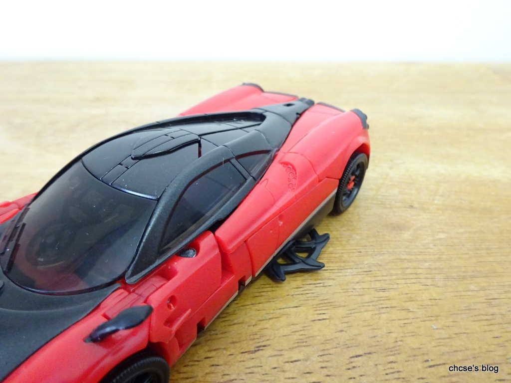 ChCse's blog: Toy Review: Transformers Generations Studio Series Stinger