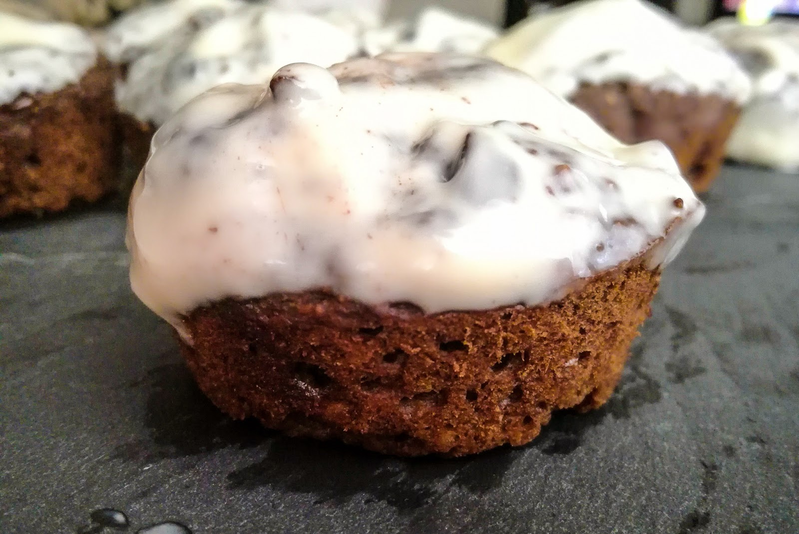 ΥΓΙΕΙΝΑ MUFFINS ΜΕ ΒΡΩΜΗ, ΜΠΑΝΑΝΑ ΚΑΙ ΓΙΑΟΥΡΤΙ | Pastry...tsio