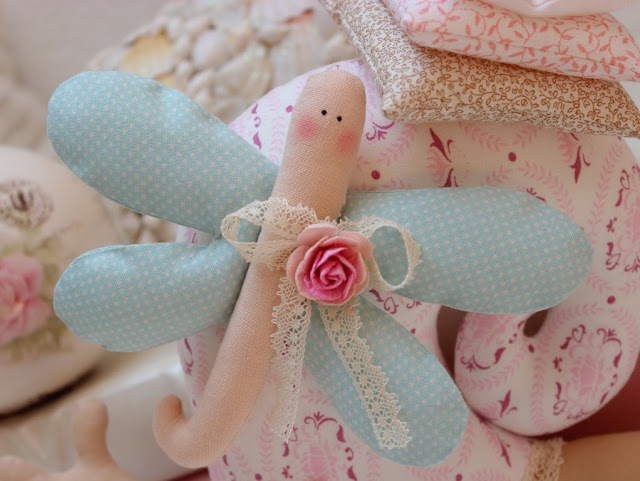 Vicky und Ricky: Summer Tilda Snail in Shabby Chic Style