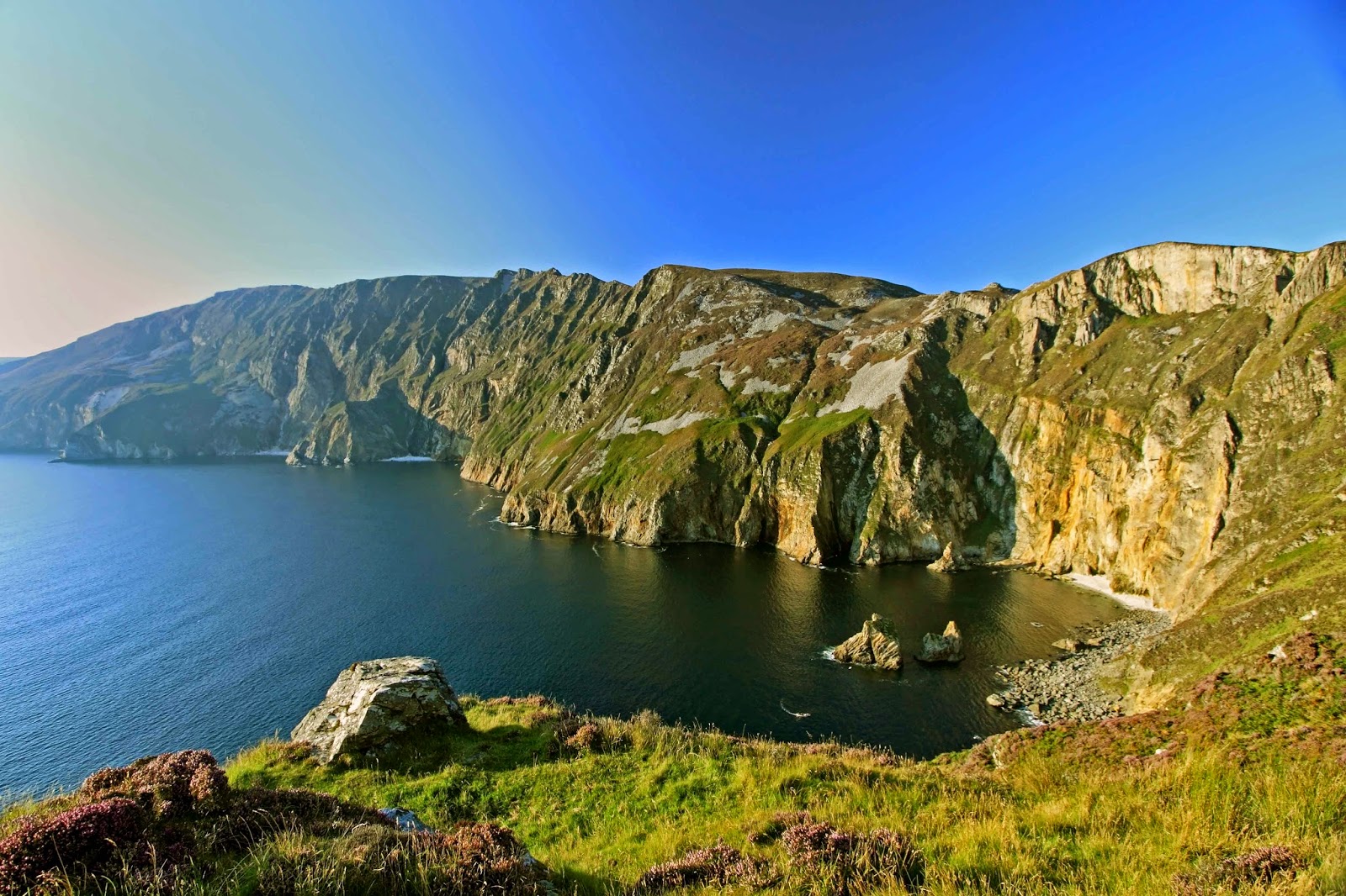 Information Dose: Slieve League, ireland