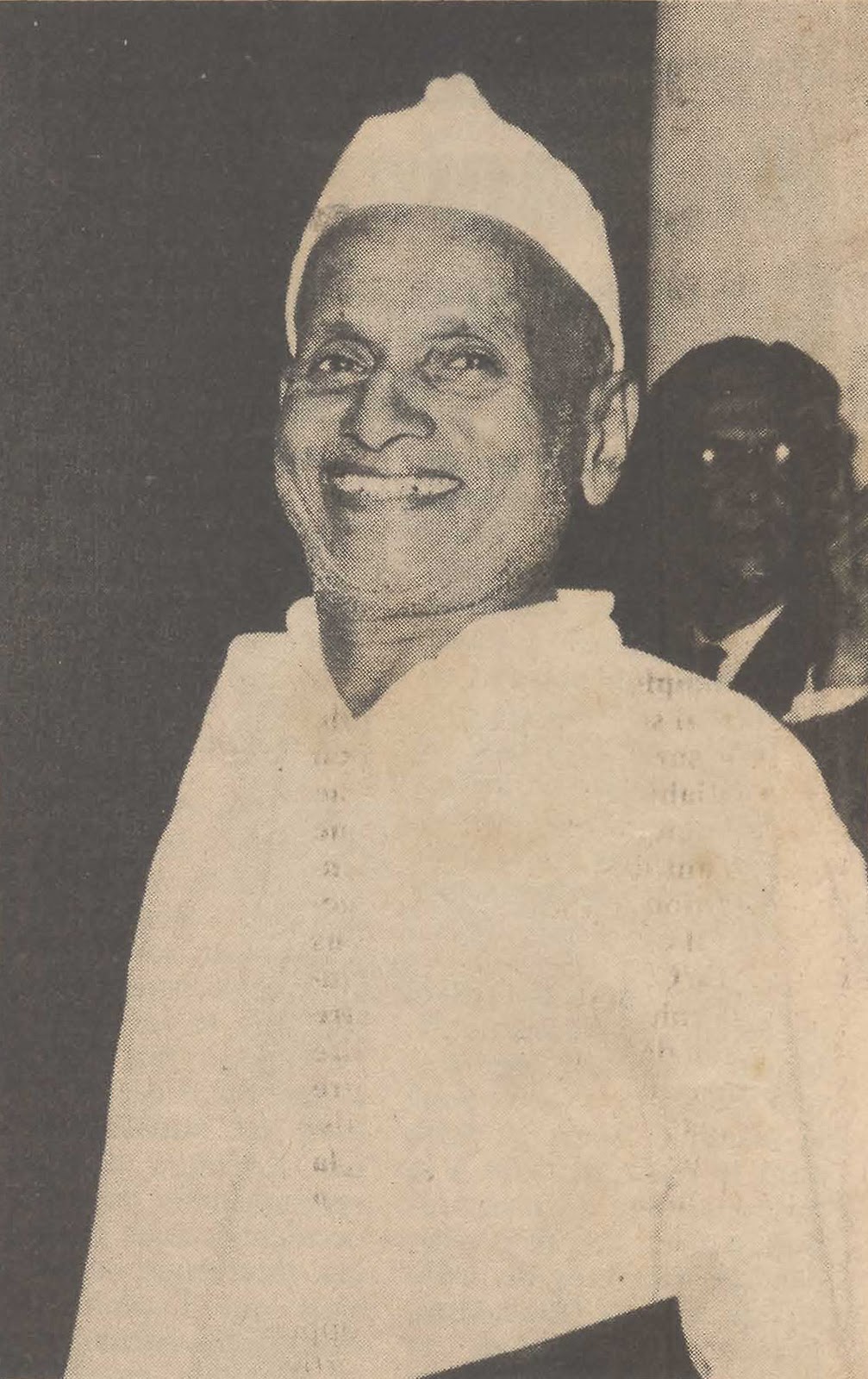 Jean-Mée Desveaux: PANDIT SAHADEO Une sagesse politique qui vient du ...