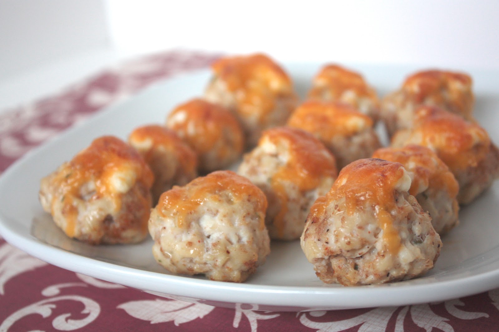 Momma Hen's Kitchen: Cheesy Chicken Meatballs