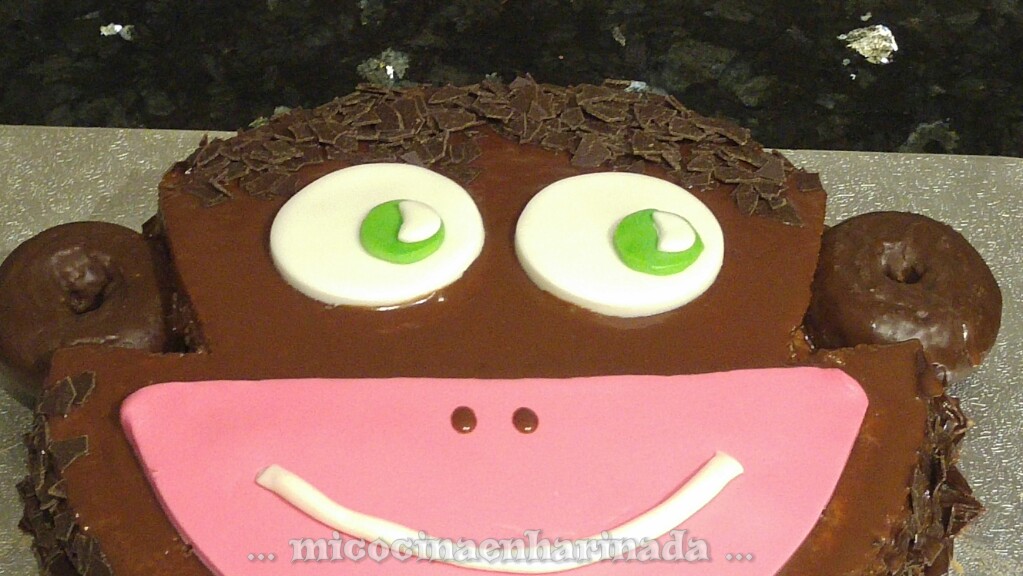 Mi cocina enharinada: PASTEL MUY MONO