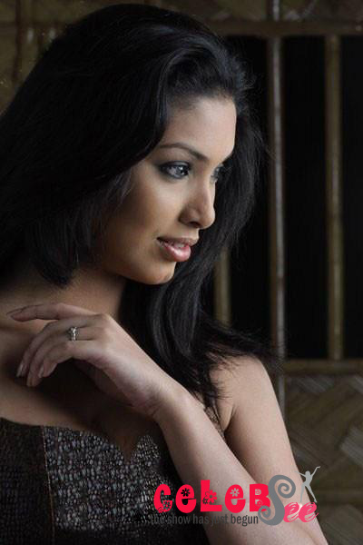 Bangladeshi Super Hottie Model : Nabila Karim CelebSee BD CelebSee