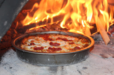 FLOWER POT KITCHEN: WOOD FIRED PIZZA OVEN DEEP PAN CHICAGO STYLE