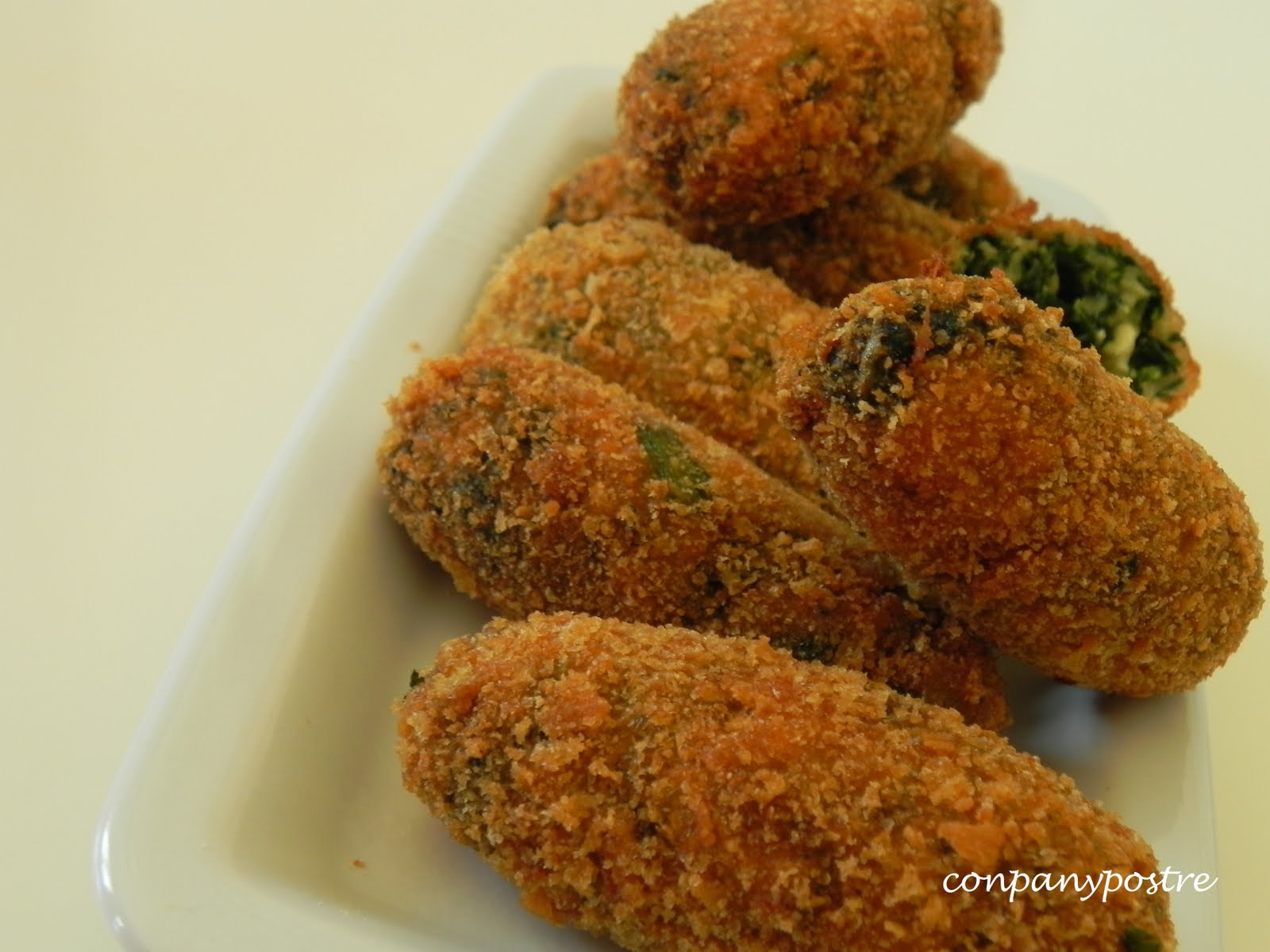 Con pan y postre: Croquetas de espinacas / Kroketes spanaki